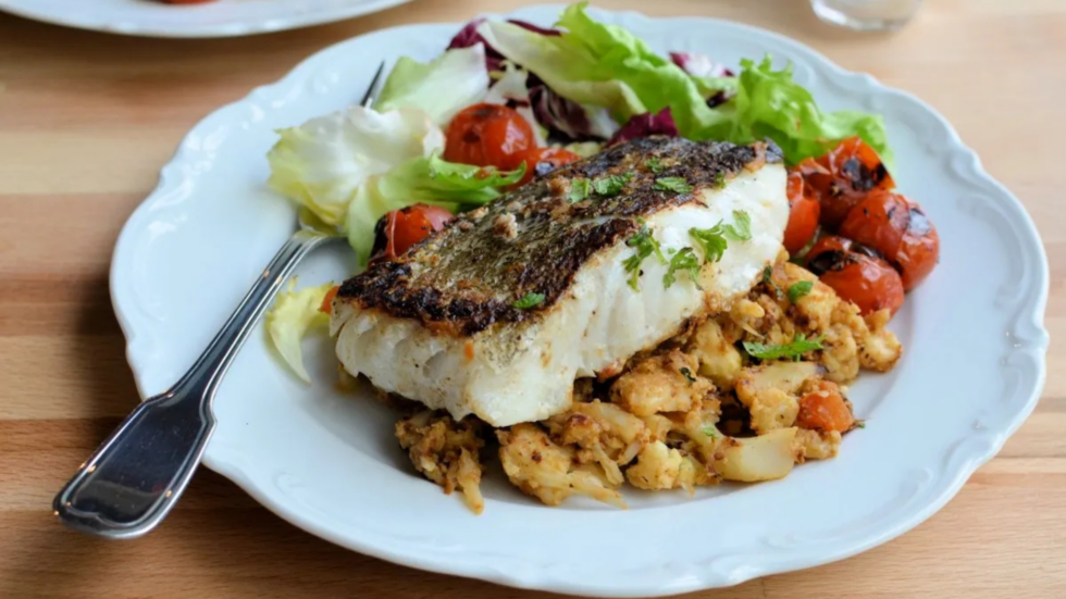 Pan-Seared Skrei Cod with Garlic Lemon Butter Sauce | Joe's Butcher ...